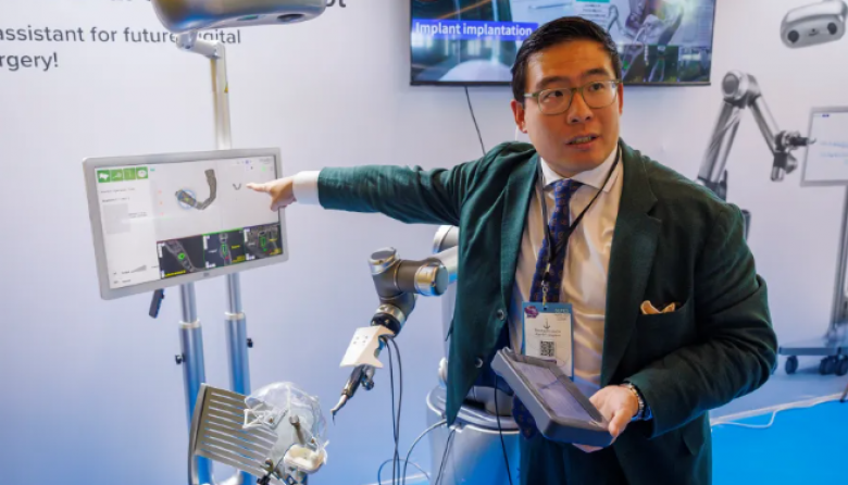 Yakebot: El primer robot-dentista que promete cambiar la cirugía dental ...